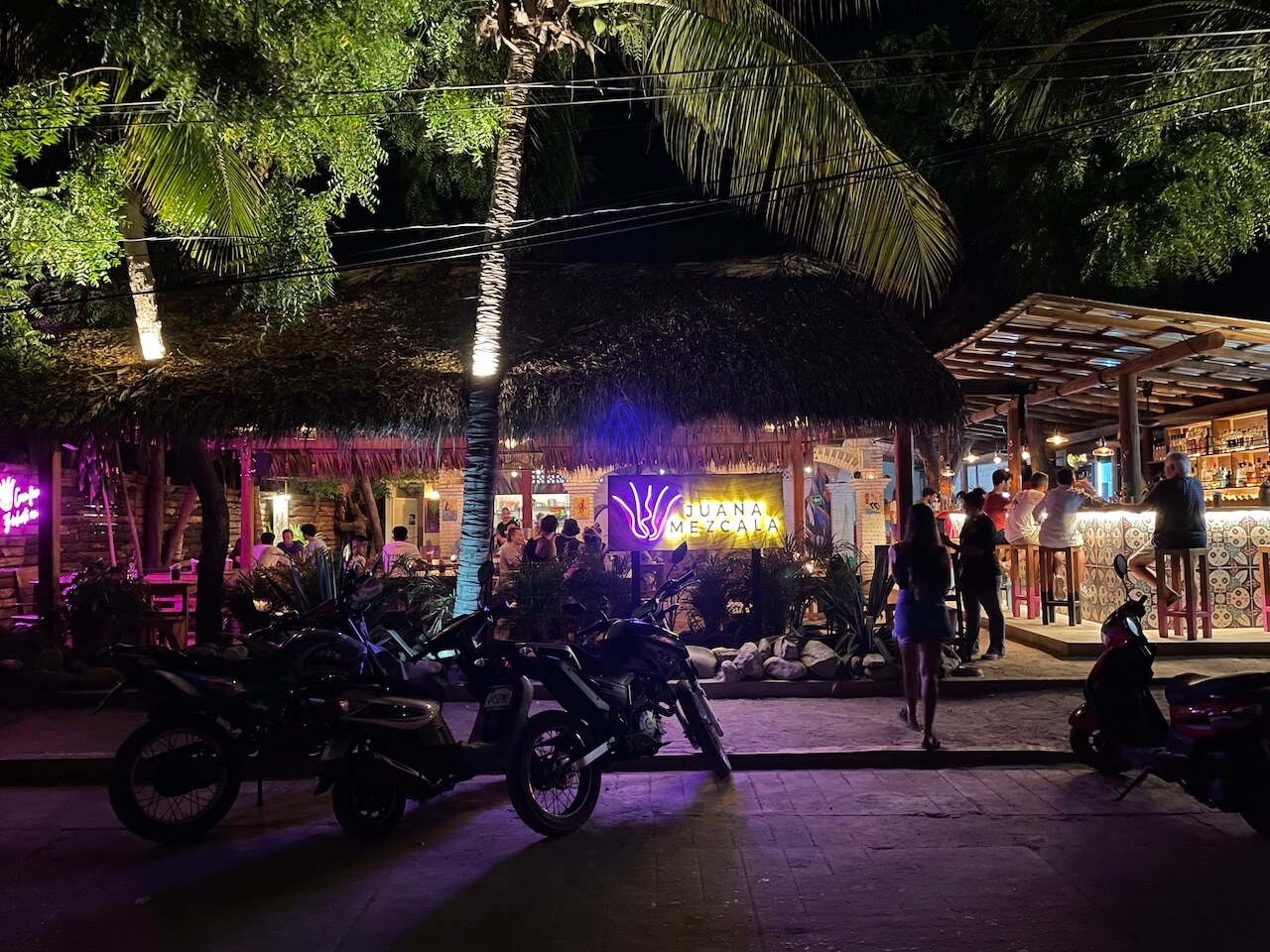 Puerto Escondido Nightlife Guide (Best Bars & Clubs) | Puerto Escondido ...